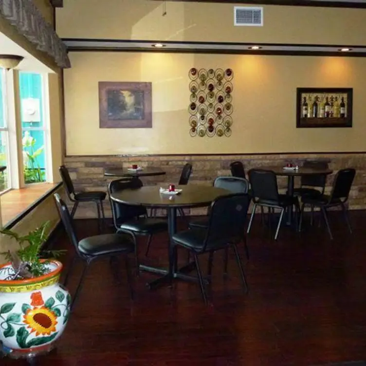 Restaurante The Cozy Grape Wine Bar, Bistro and Ale House - Montgomery ...