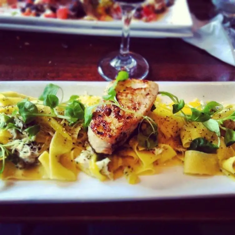 Olio Restaurant & Bar - Updated 2025, Café in Groton, CT