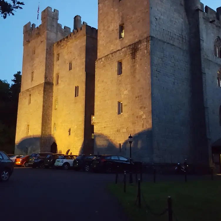 Langley Castle Restaurant - Top Rated Restaurant in Langley ...