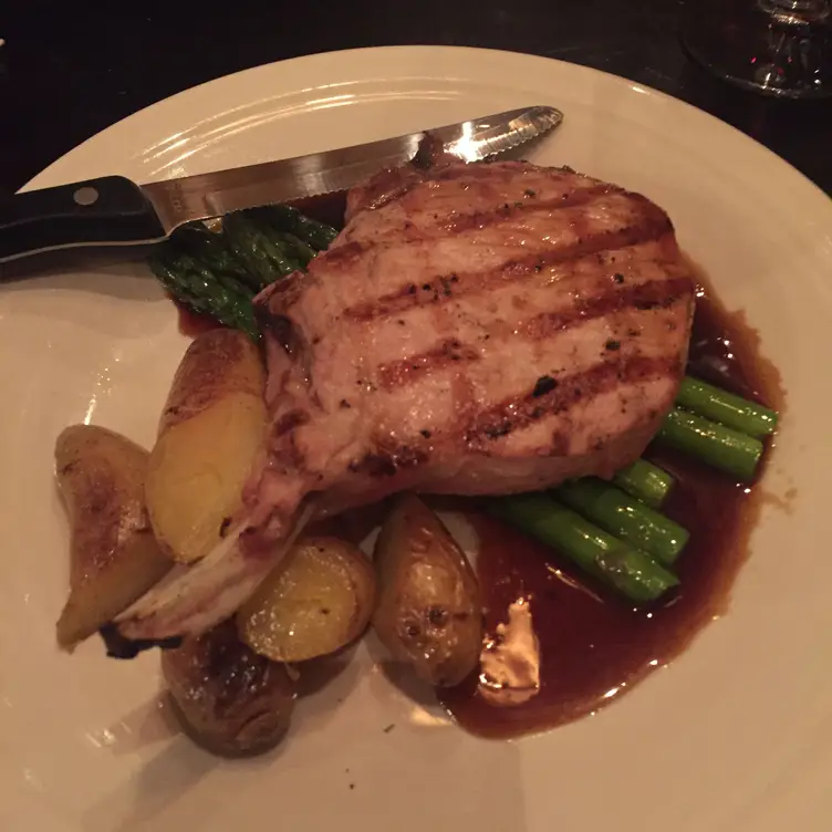 Restaurante The Livery Tavern - Lewisburg, , WV | OpenTable