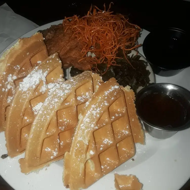 Buttons Food and Music-Fort Worth Restaurant - Fort Worth, TX | OpenTable