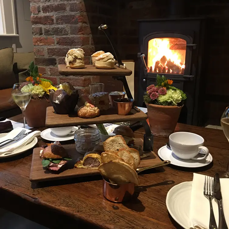 Restaurante Afternoon Tea at Hurley House - Hurley, , Berkshire | OpenTable
