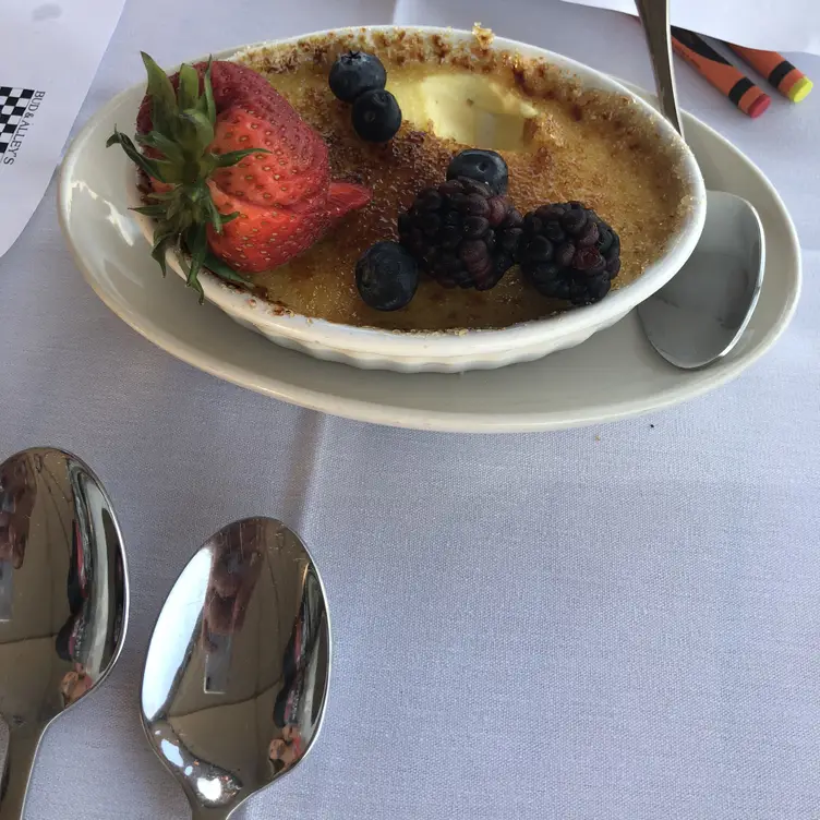 Bud & Alley's Waterfront Restaurant & Bar Restaurant - Santa Rosa Beach ...