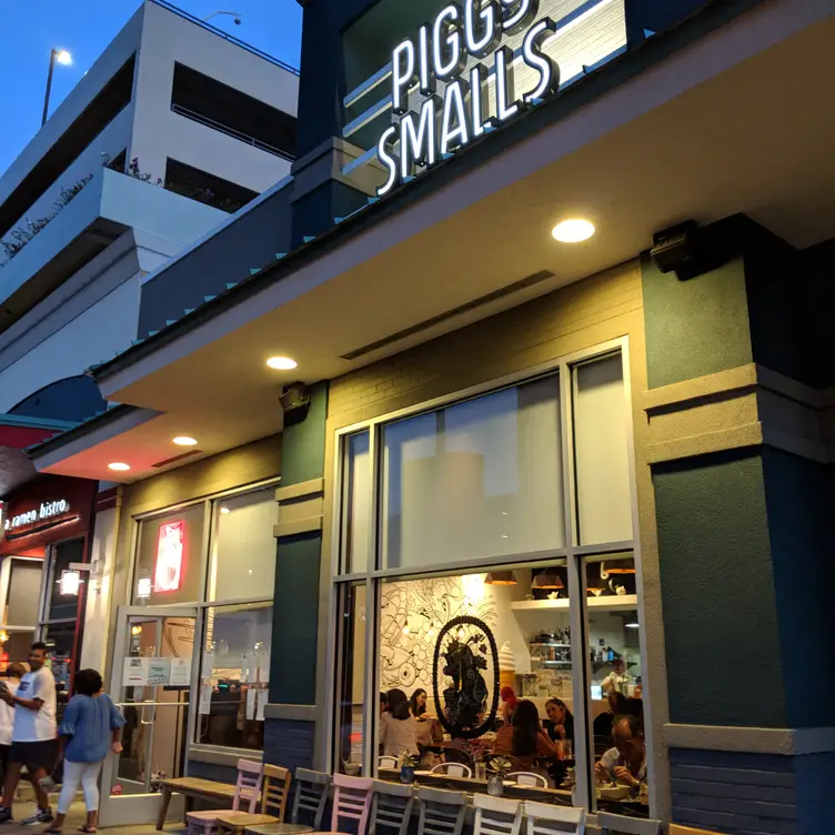 Restaurante Piggy Smalls - Honolulu, , HI | OpenTable