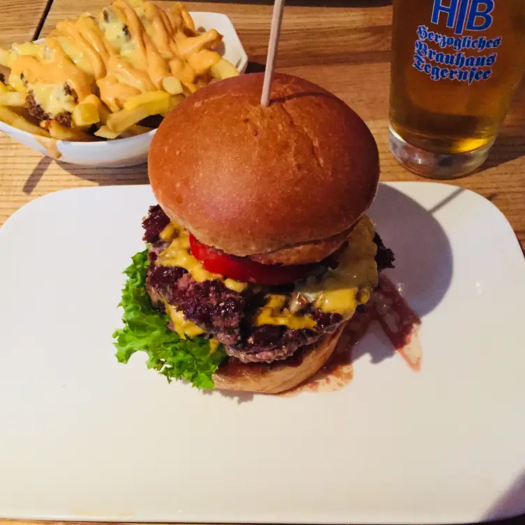 Burger House Weißenburger Platz Restaurant - München, BY | OpenTable