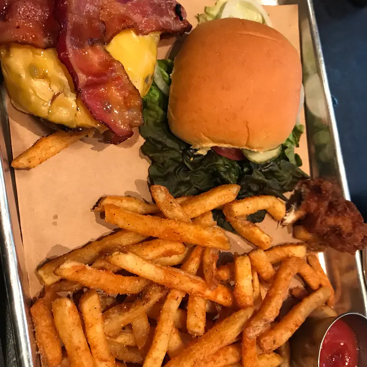 Restaurante Blue Smoke Battery Park City - New York, NY | OpenTable