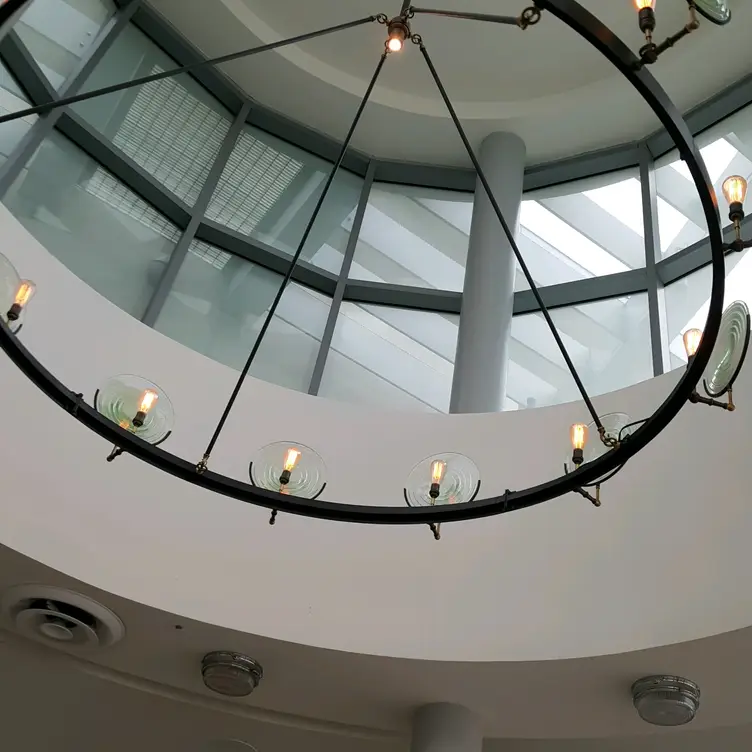 Restaurante Lighthouse Cafe - Newport Beach, , CA | OpenTable