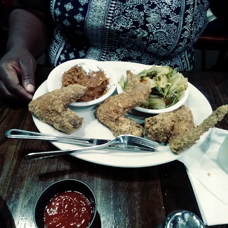 Buttons Food and Music-Fort Worth - Top Rated Restaurant in Fort Worth ...