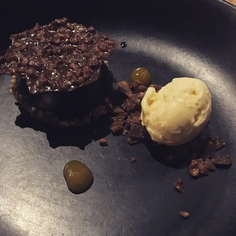 Restaurante Lotus Barangaroo - Barangaroo, , AU-NSW | OpenTable