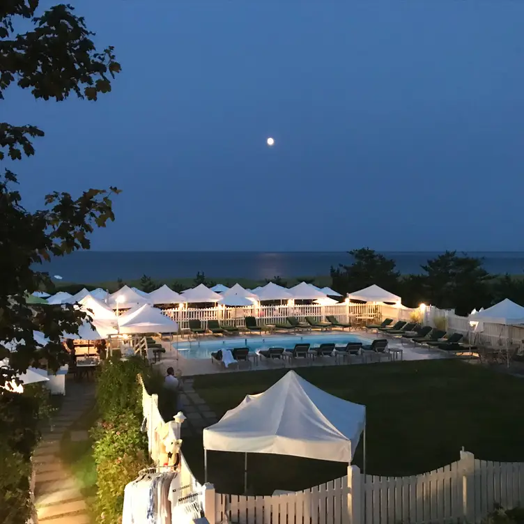 Restaurante The Summer House Beachside Bistro - Siasconset, , MA ...
