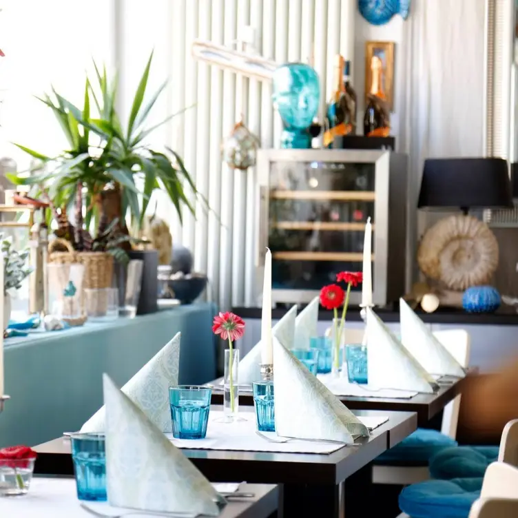 Lima Lima Cafe Restaurant - Berlin, BE | OpenTable