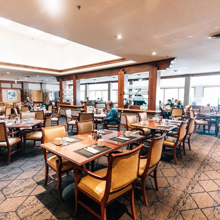 First Chair - Vail Marriott - Updated 2025, Contemporary American ...