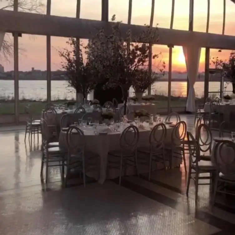Angelina's staten island store