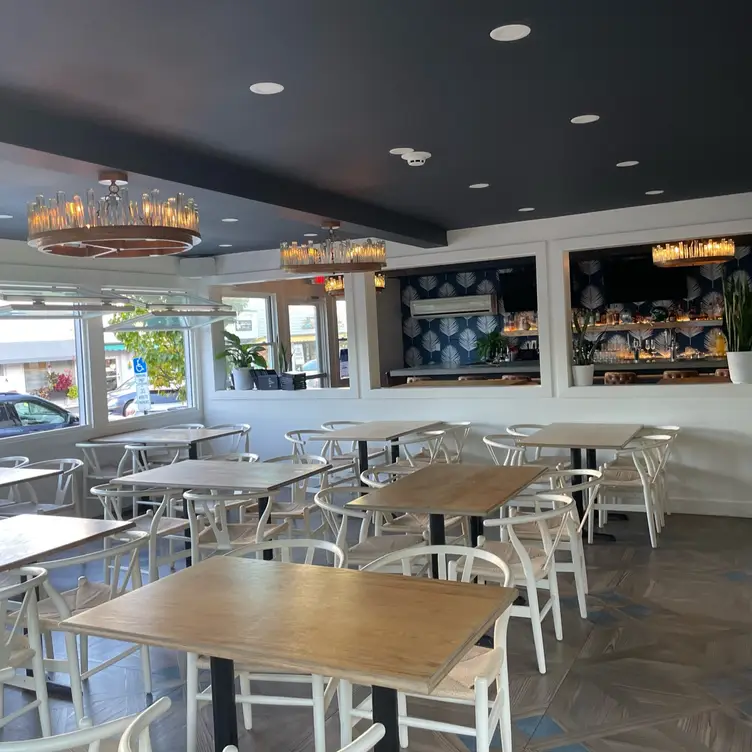 Crew OGT - Updated 2025, American Restaurant in Ogunquit, ME