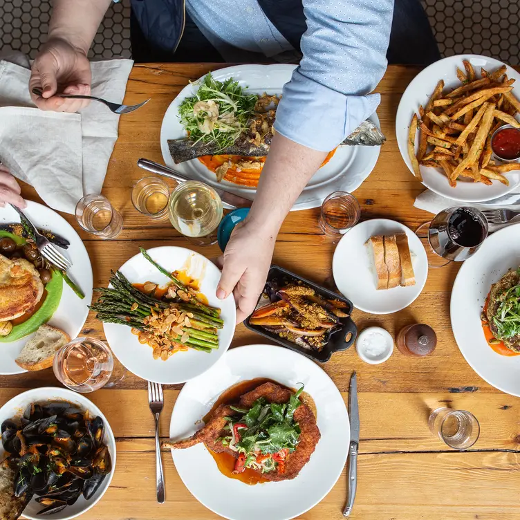 Market Table Restaurant - New York, NY | OpenTable