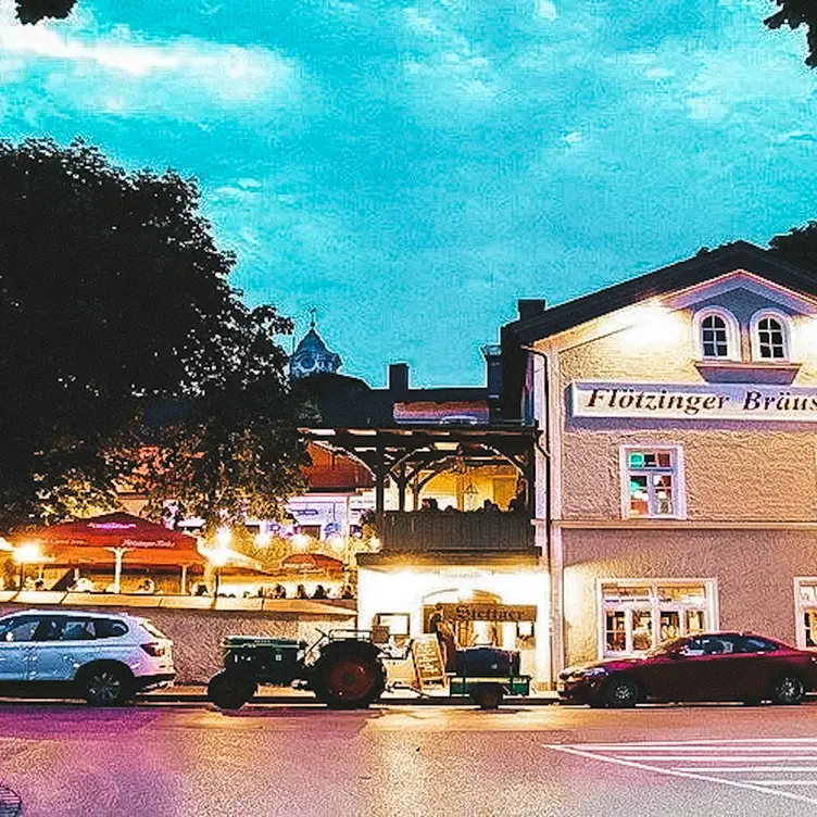 Flötzinger Bräustüberl - Updated 2024, Bavarian Restaurant in Rosenheim, BY