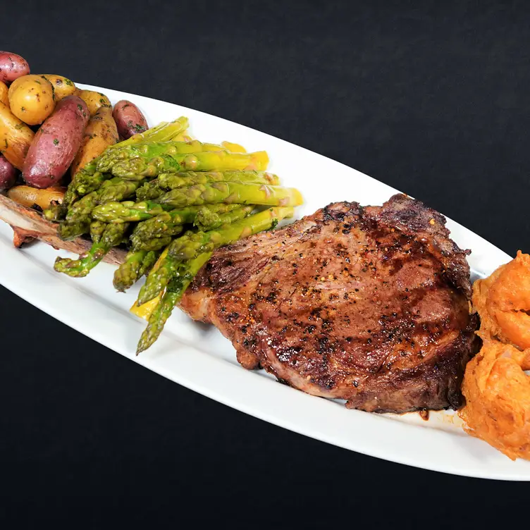 Paddock Restaurant - Updated 2025, American Restaurant in West Palm ...