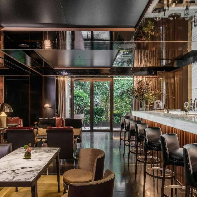 Bvlgari Bar - Bulgari Hotel Paris - Updated 2025, Bar And Lounge in ...