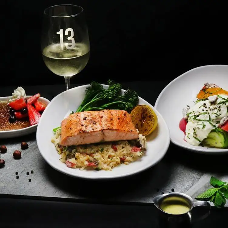 Table 13 Addison | Cabinets Matttroy