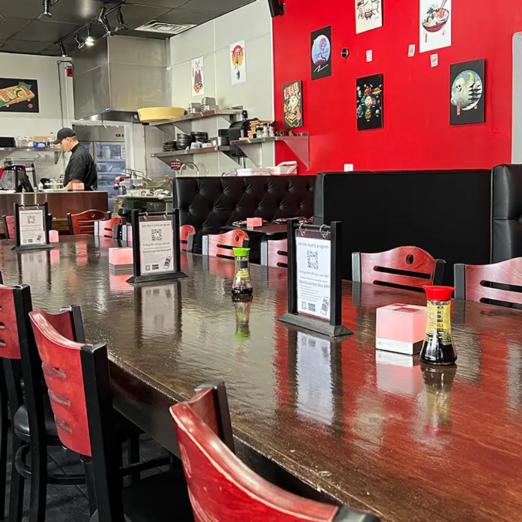 SHIN Sushi, Ramen & Yakitori - Updated 2024, Sushi Restaurant in Los ...