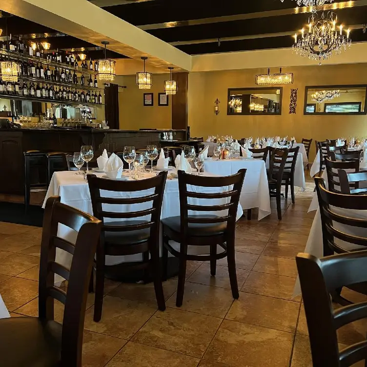 Gallo Rosso Italian Steakhouse - Updated 2024, Italian Restaurant in ...