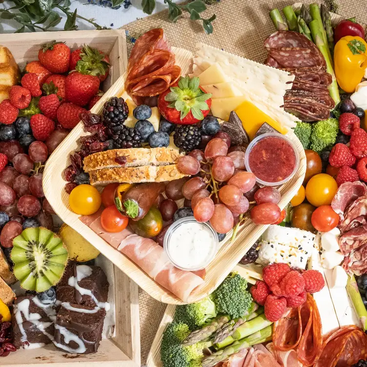 GRAZE CRAZE AUSTIN OAK HILL Restaurant - AUSTIN, TX | OpenTable