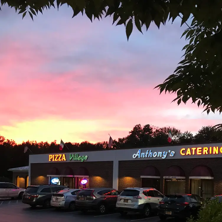 Anthony's Restaurant - Updated 2025, Italian Restaurant in Hopewell ...