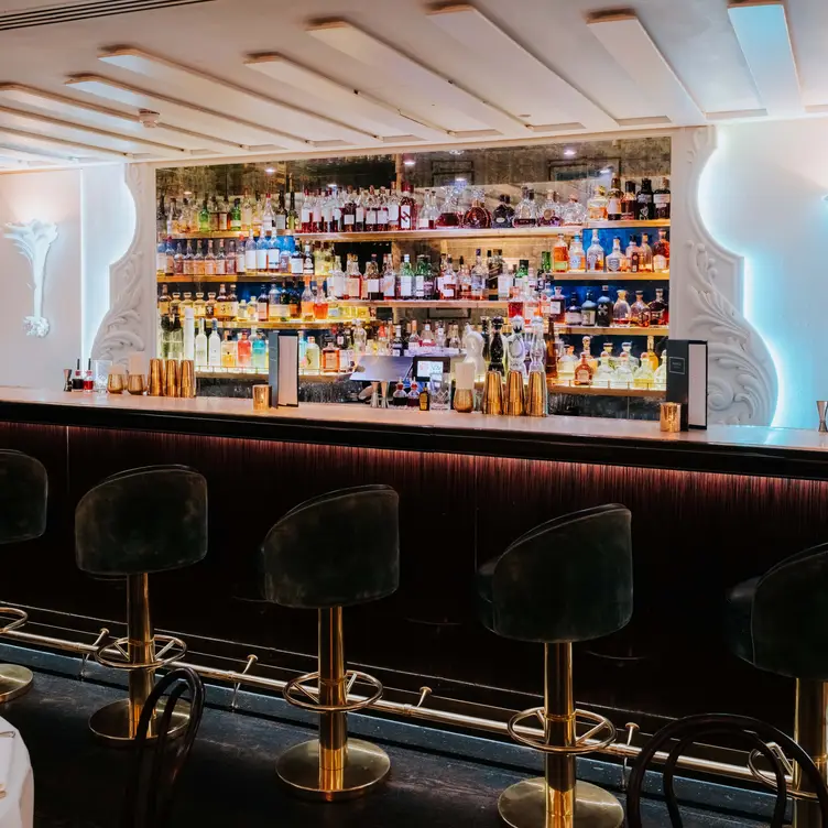 Bagatelle London Restaurant - London | OpenTable