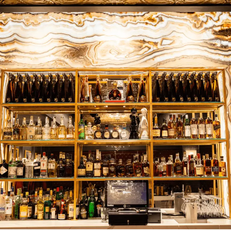 NOMI Lounge - Updated 2025, Cocktail Bar in Northville, MI