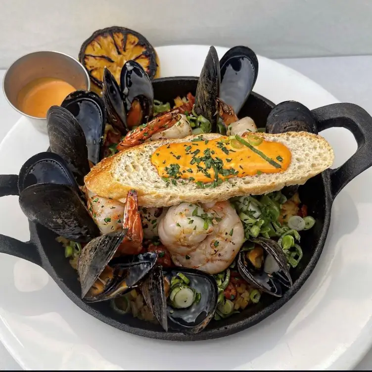 Restaurante Walter Hansel Wine Bistro - Santa Rosa, CA | OpenTable