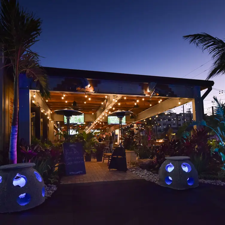 Lefty's Oyster & Seafood Bar Restaurant - Sarasota, FL | Book on OpenTable