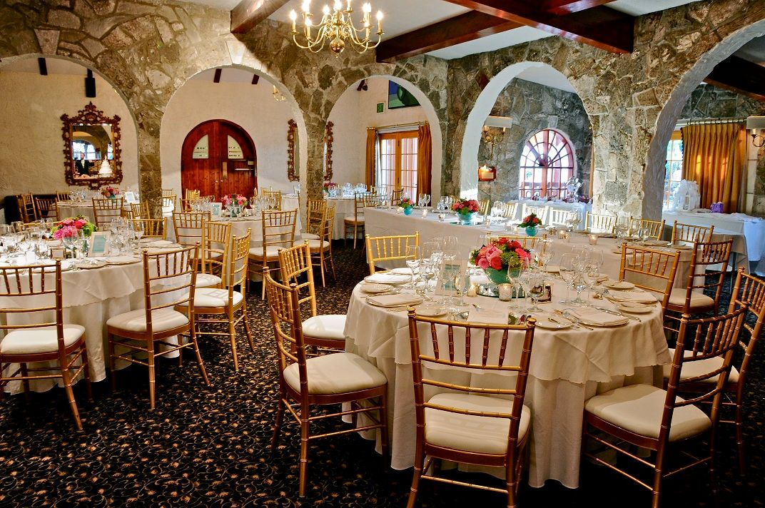 Fourways Inn Restaurant | Paget, Bermuda, Bermuda | Venue Report