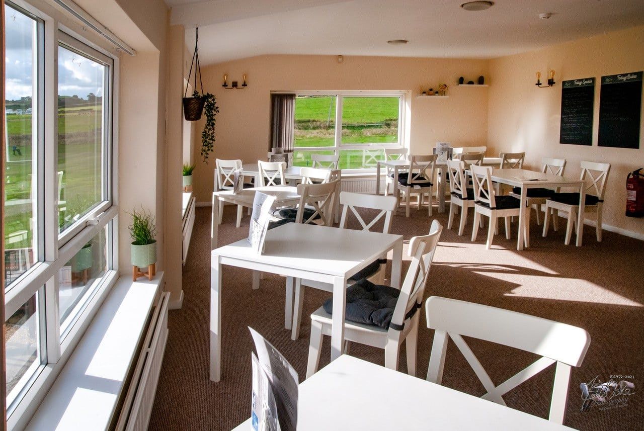 The Links Lounge @ Whitby Golf Club | Venue Report