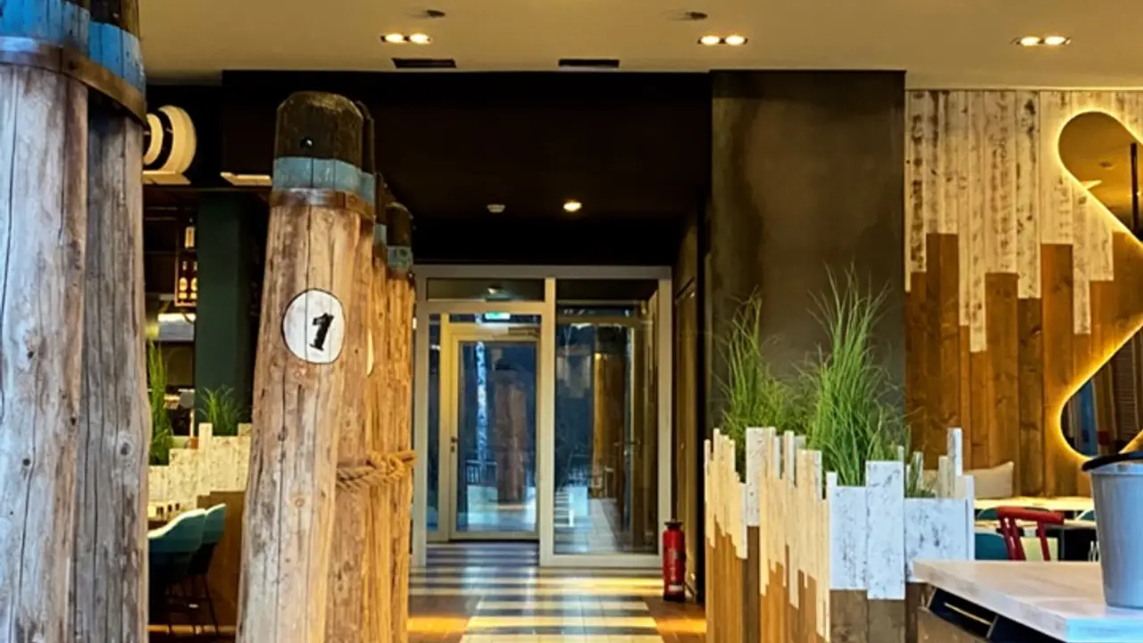 Wienerwald Hildesheim Restaurant - Hildesheim, NI | OpenTable