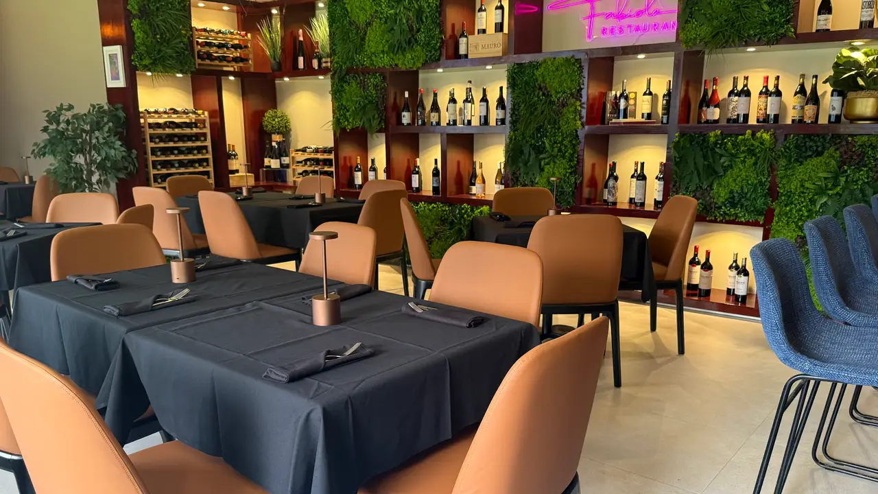 Fabiola Restaurant - Updated 2025, International Restaurant in Guaynabo, PR