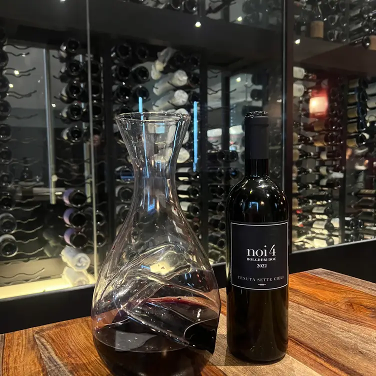 vivo ristorante - Westend Restaurant - Edmonton, AB | OpenTable