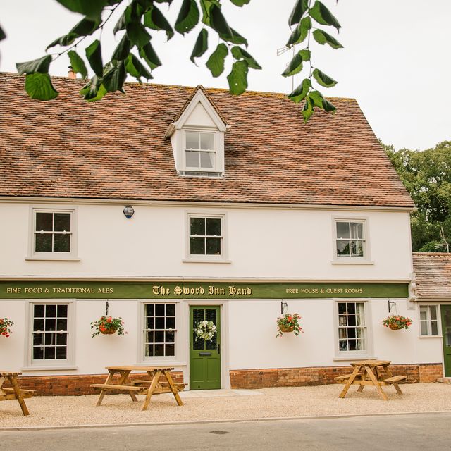 The Sword Inn Hand Restaurant - Buntingford, Hertfordshire | OpenTable