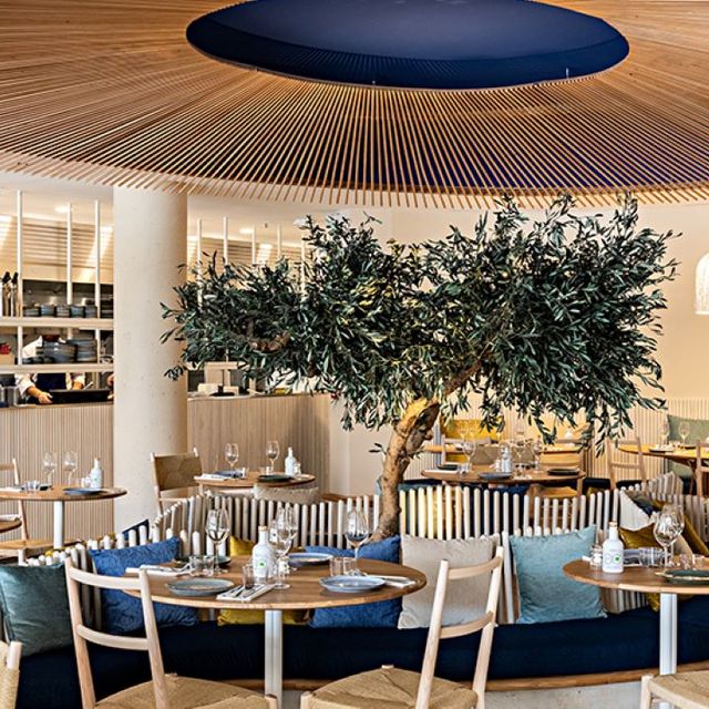 Restaurant Yaya Secrétan - Paris, Ile-de-France | OpenTable