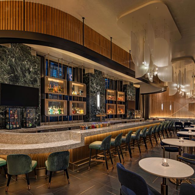 42nd and Sky Lounge - Hilton New York Times Square Restaurant - New ...