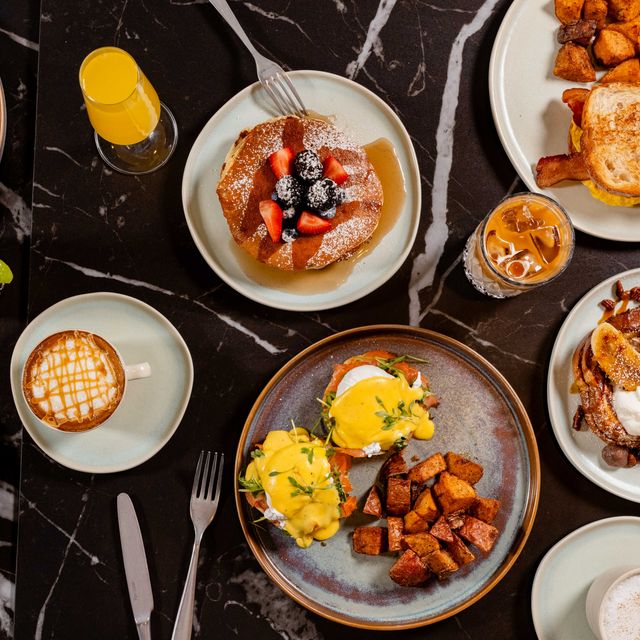 Sol7 - Thompson Hotel Restaurant - Houston, TX | OpenTable
